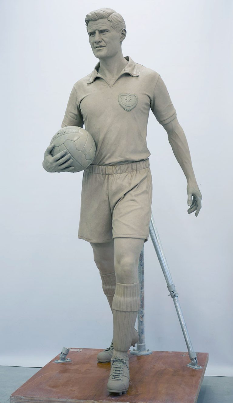 Bronze Sculptor | Douglas Jennings | Award-Winning Statues & Sculptures