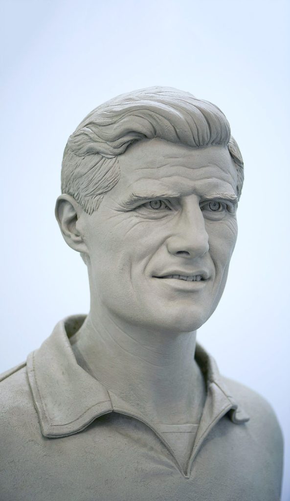 Bronze Sculptor | Douglas Jennings | Award-Winning Statues & Sculptures